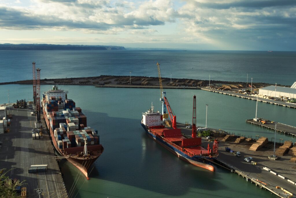 Shipping Containers in UAE – Reliable Vessel, Air & Road Freight ...